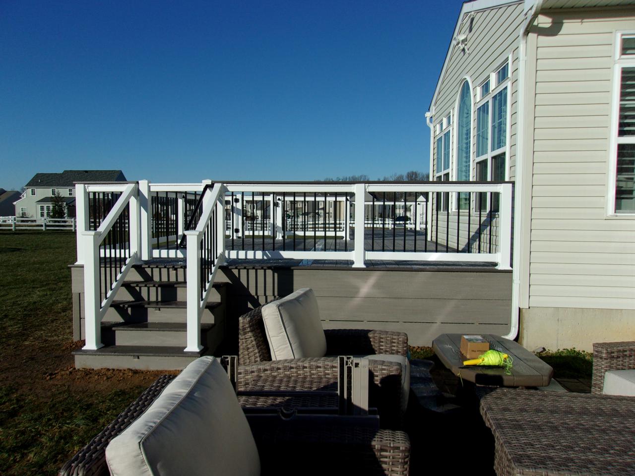Prepping Your Deck For Summer Fun & Relaxation - Decks R Us
