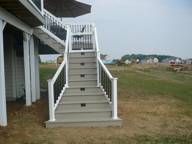 Deck Steps - Decks R Us