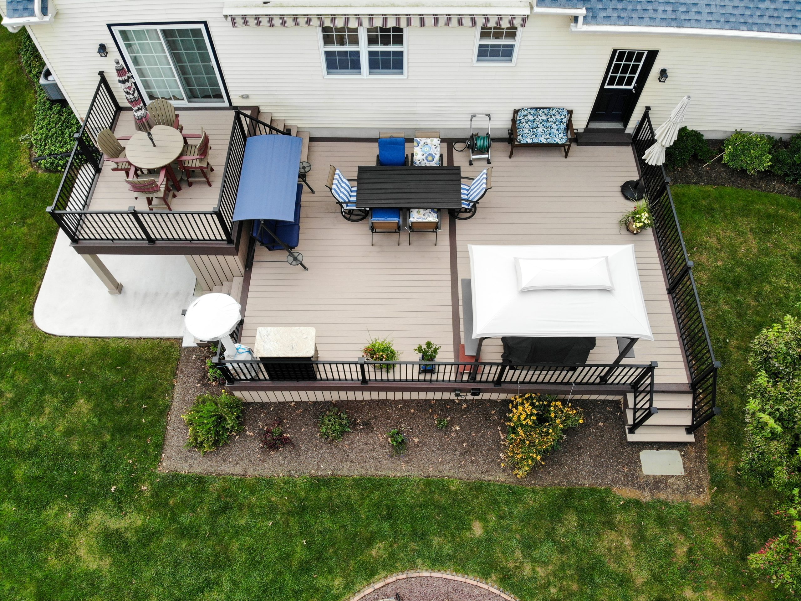 Multi-Level PVC Deck - Decks R Us
