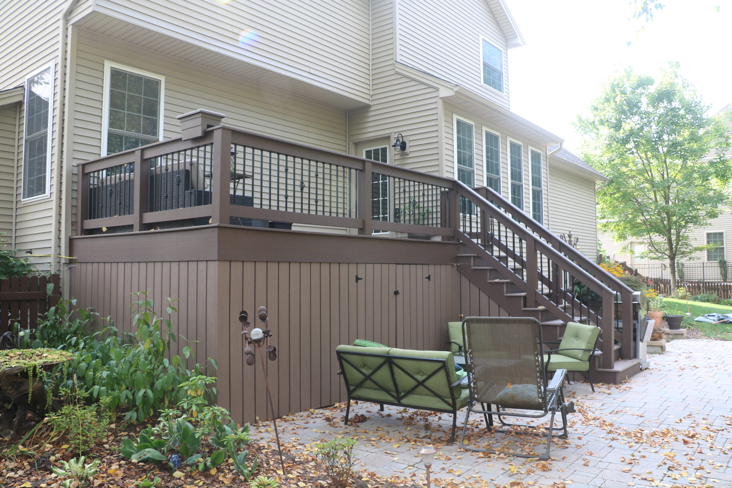 Custom Vinyl Deck Railings - Decks R Us Blog